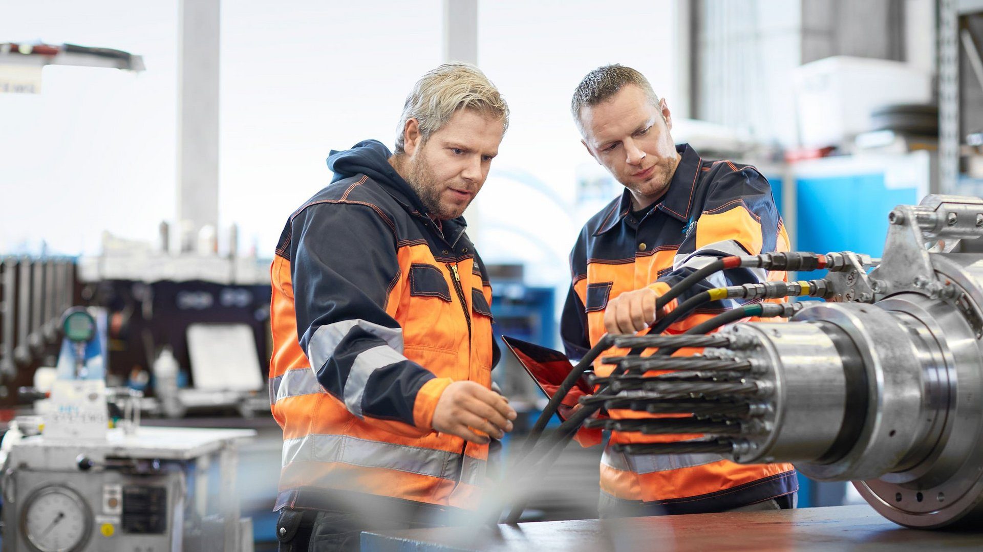 IBM Maximo® Maintenance Management System | Streamline Asset and ...